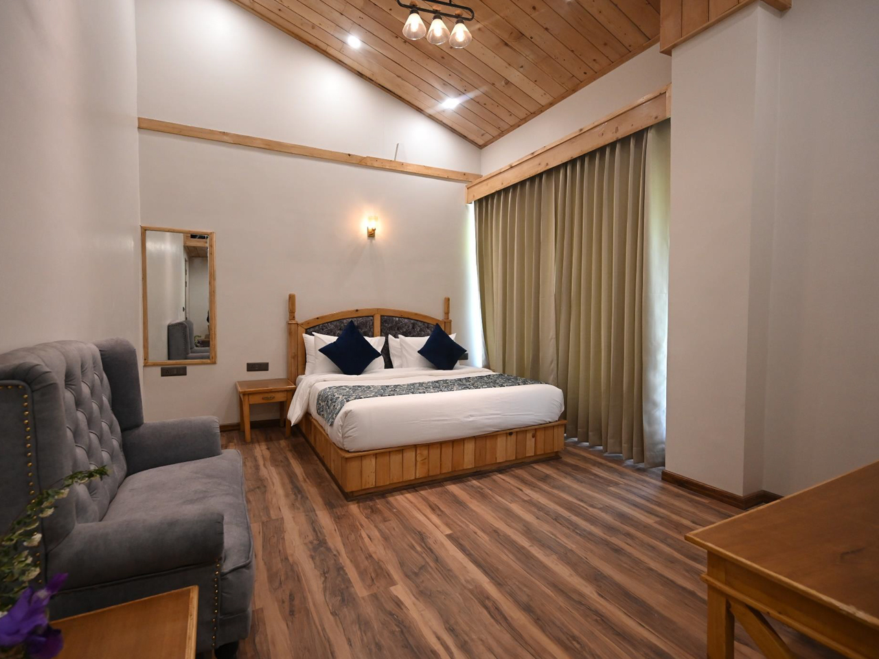 Deluxe Room - Shirar Resort And Spa